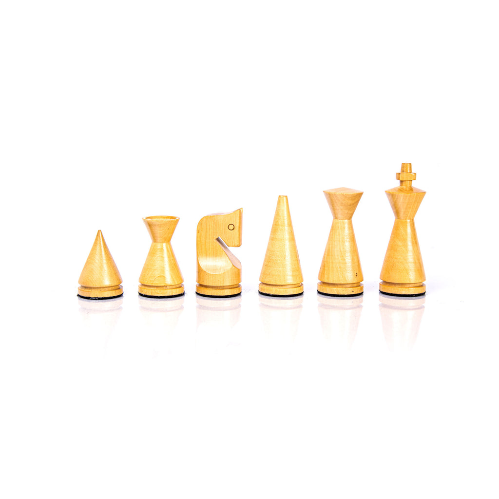 MODERN STYLE WOODEN CHESSMEN IN EBONIZED BLACK & IVORY - King's Height ...