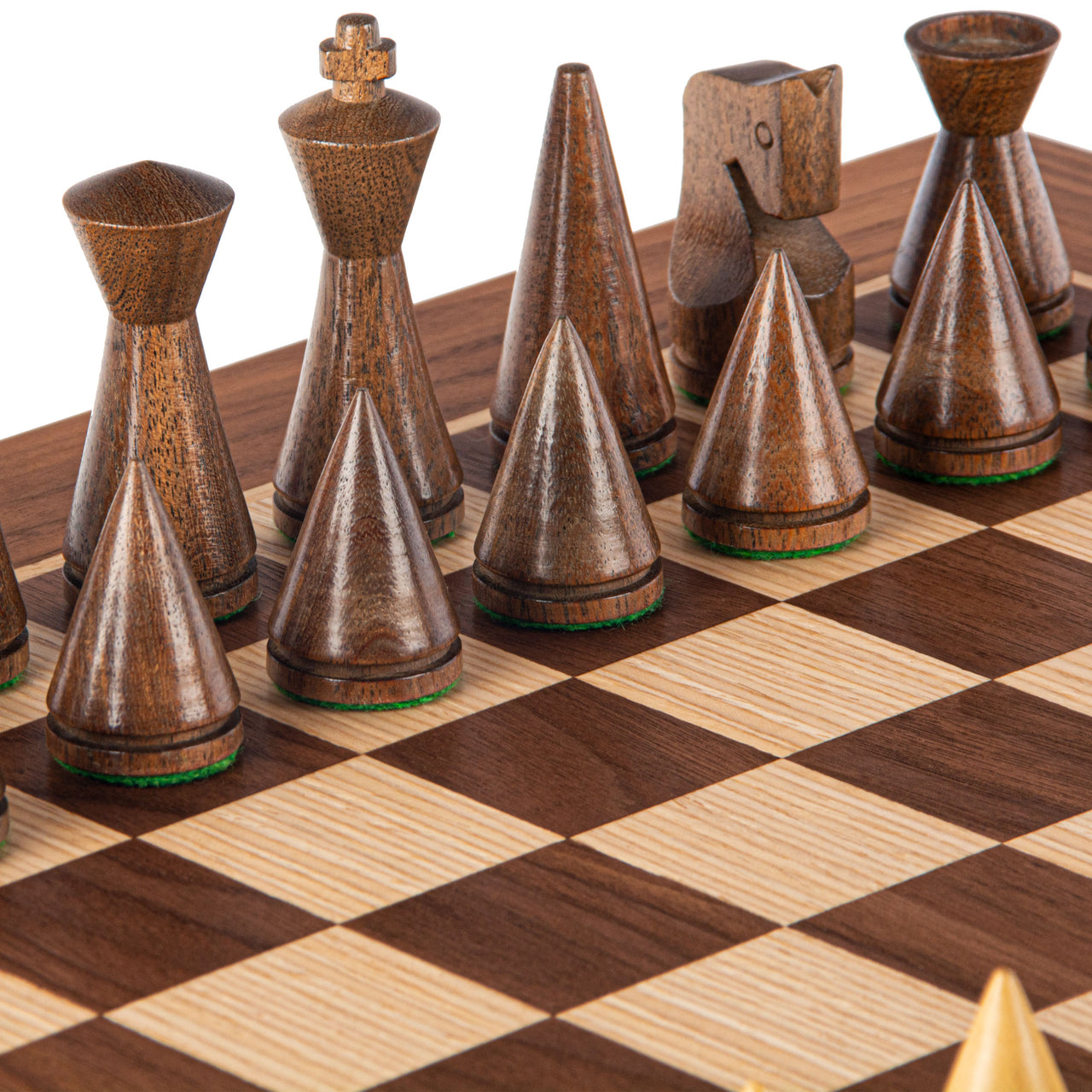 WALNUT Chess set 40x40cm (Medium) with Modern Style Chessmen 7.6cm Kin ...